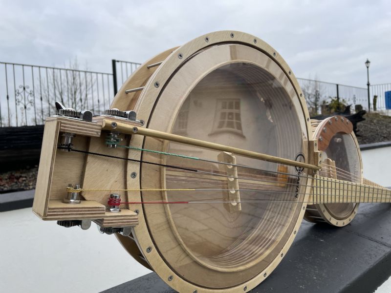 Acoustic bass guitar vamping? - Discussion Forums - Banjo Hangout