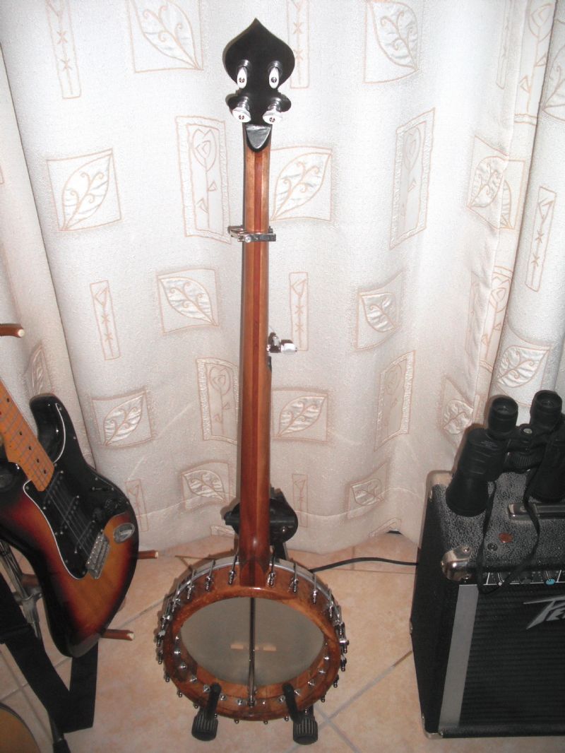 Broken neck - Discussion Forums - Banjo Hangout