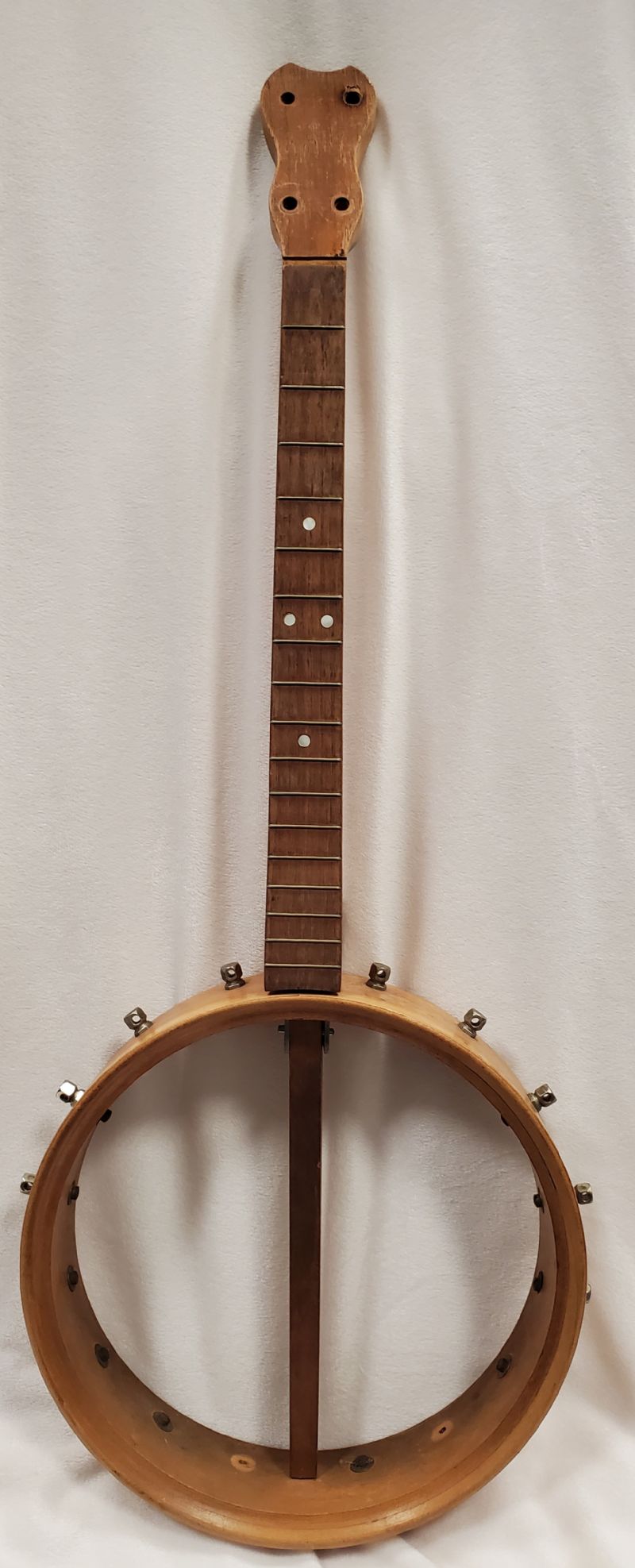 Please help ID this banjo - Discussion Forums - Banjo Hangout