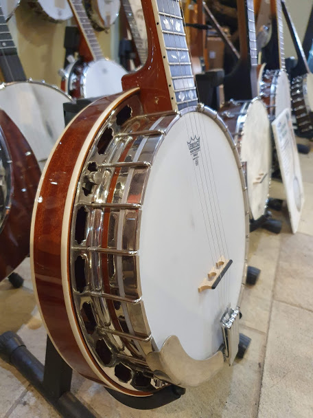 What would you do? (Buying a banjo in Australia) - Discussion Forums ...