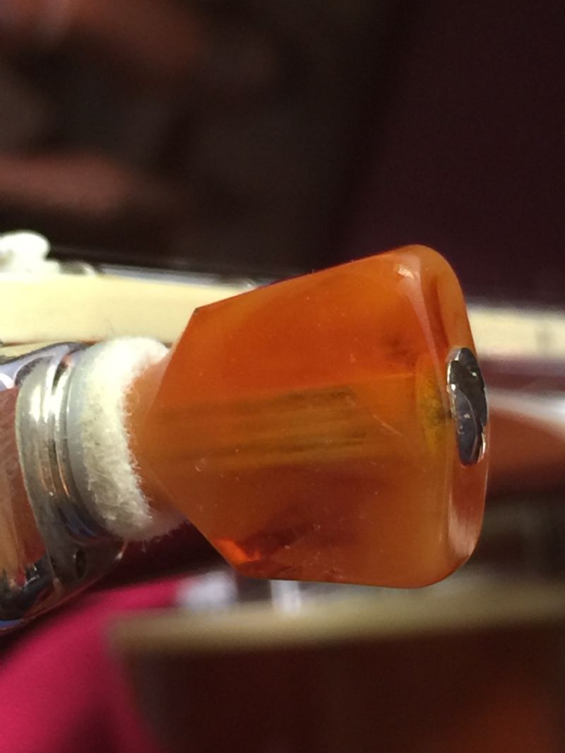 Who made Amber Tulip buttons for Huber banjos (2016 & earlier ...