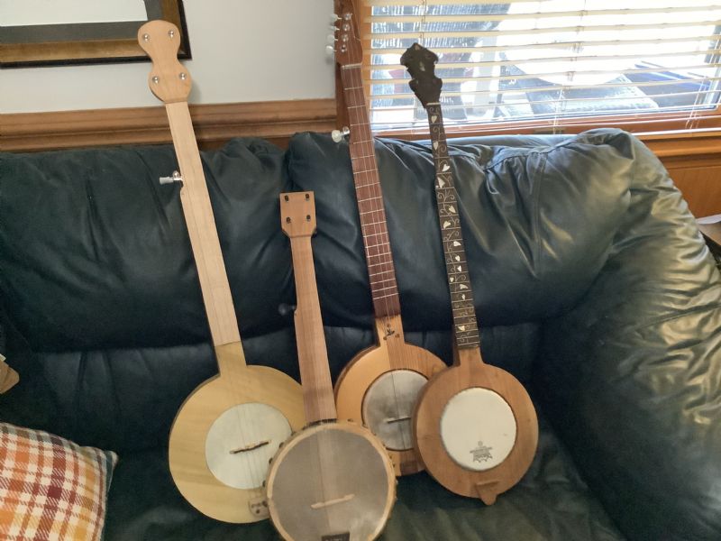 How is it to play clawhammer on nylon strings. - Discussion Forums ...