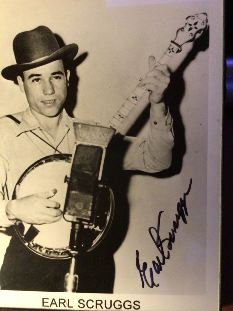Earl’s signature on banjo heads? - Discussion Forums - Banjo Hangout