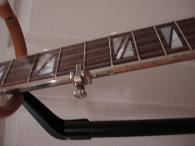 sliding 5th string capo - Discussion Forums - Banjo Hangout