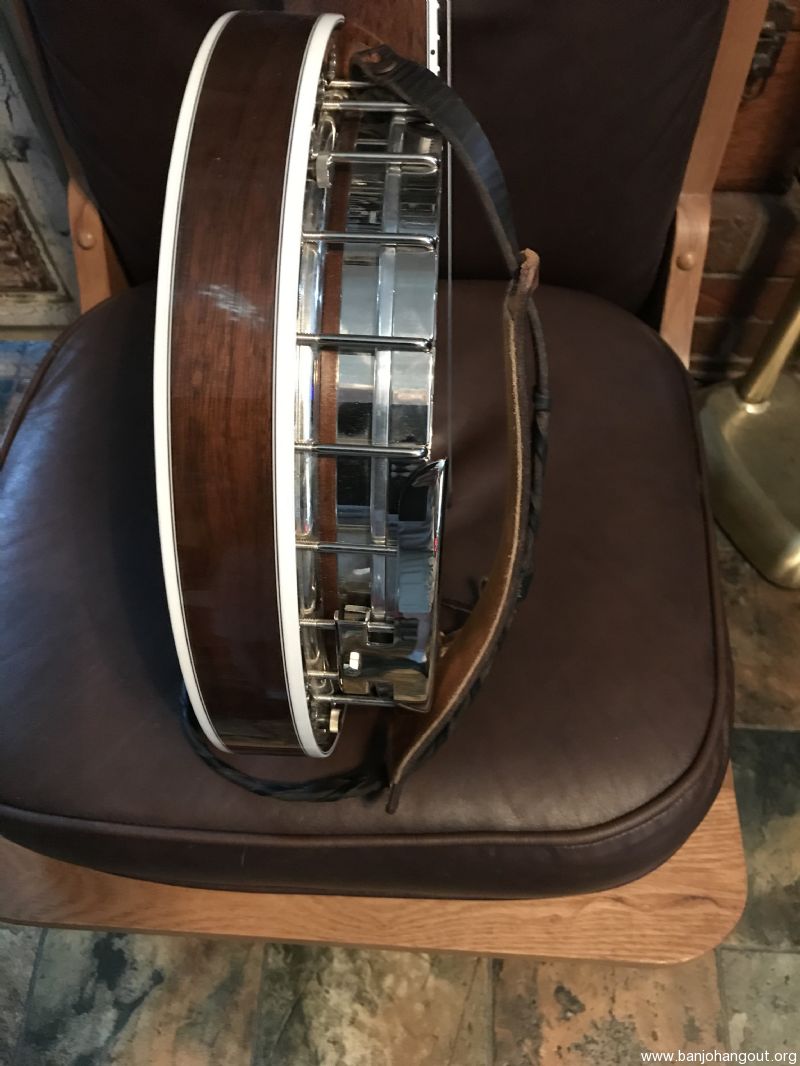 Sullivan Rare Walnut V35 near mint condition - Used Banjo For Sale at ...