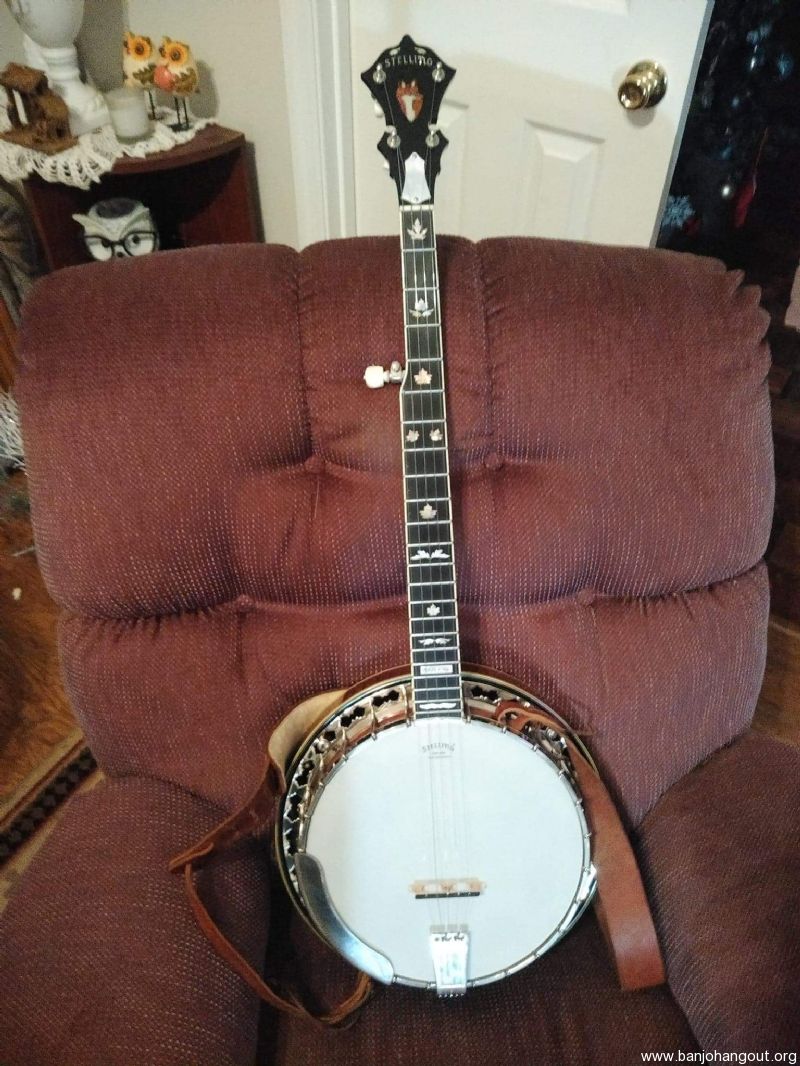 2004 Beautiful Stelling Red Fox - Used Banjo For Sale at BanjoBuyer.com