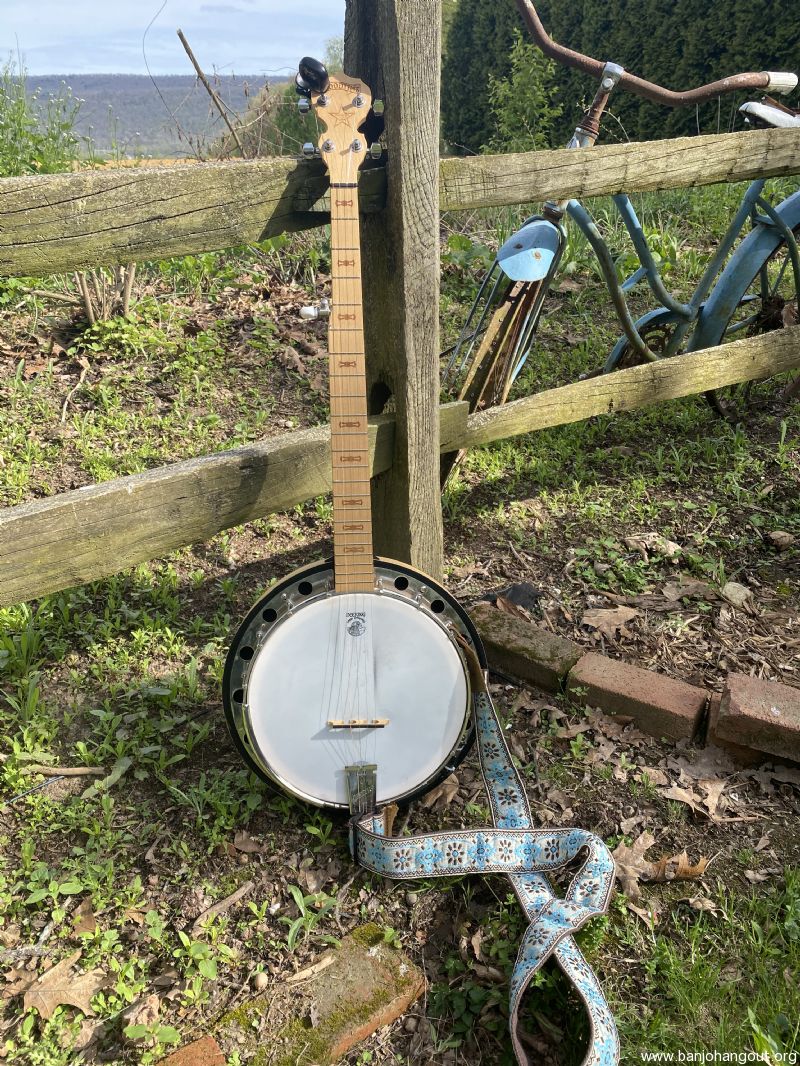 Deering Goodtime 2 Resonator 5 String Banjo with 5th string capo and 1/ ...