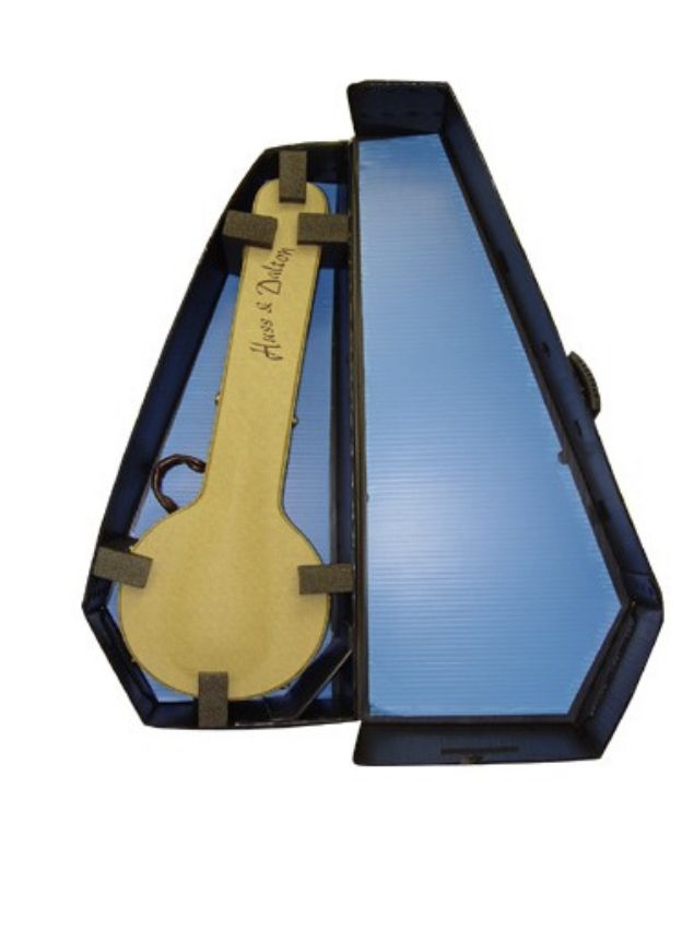 SOLD: Banjo Flight Case - Banjo Hangout