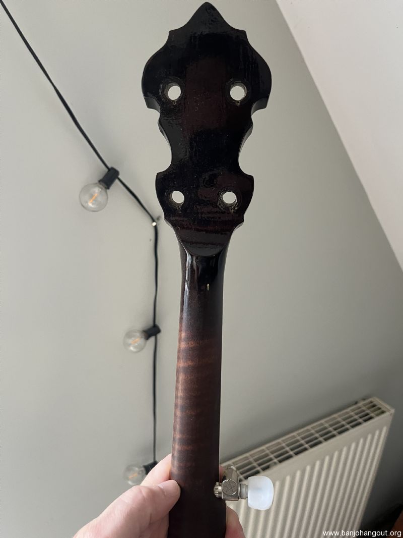 Ron Coleman Outlaw Neck, 5 String Curly Maple - Banjo Hangout