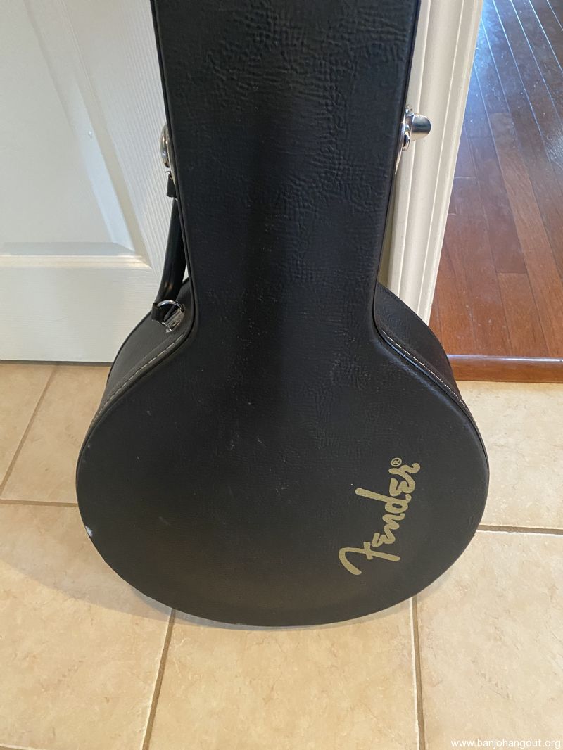 Beautiful Fender Banjo with Case and brand new strap - Used Banjo For ...