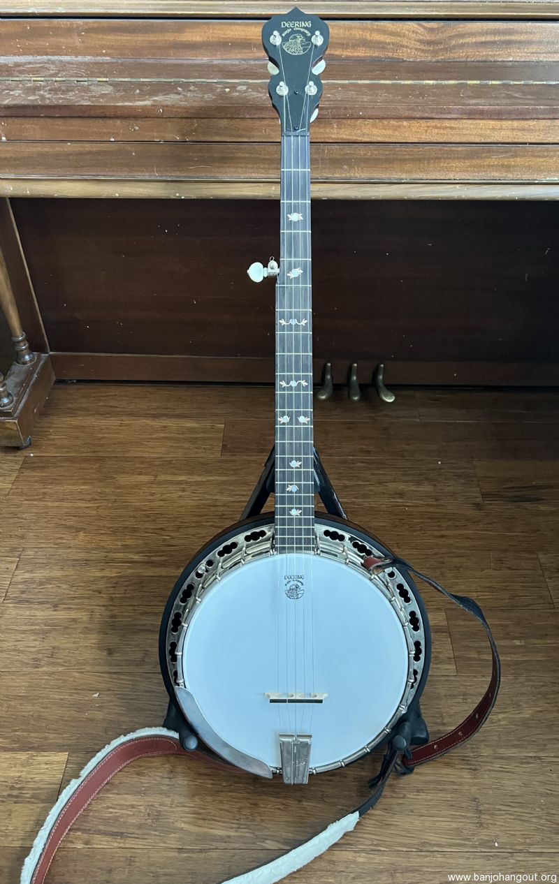 Deering Maple Sierra 5-String Banjo - Used Banjo For Sale at BanjoBuyer.com