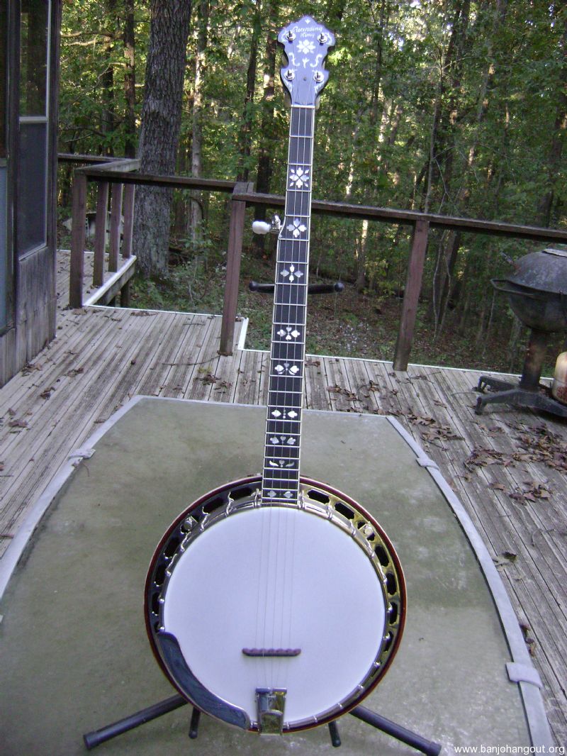 For Sale - **SALE PENDING**Recording King RK-ELITE-85 Traditional