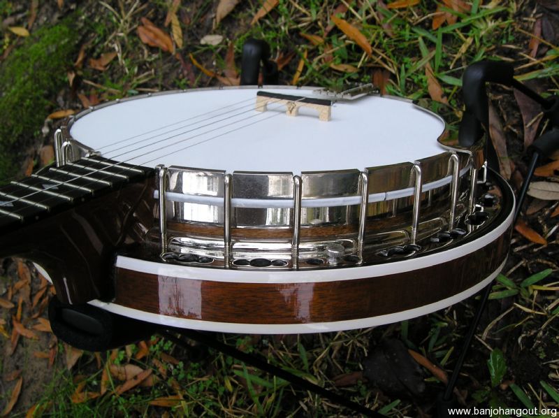 Deering Deluxe - Used Banjo For Sale at BanjoBuyer.com