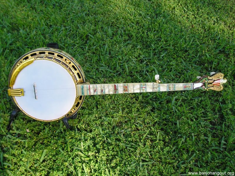 SOLD: Gibson All American - Banjo Hangout