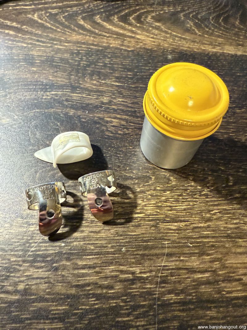 Finger Pick Kits: Dotson - Banjo Hangout