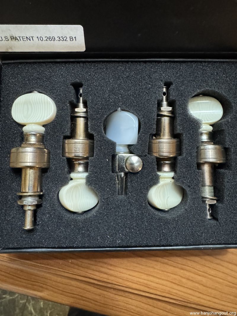 SOLD: Gold Waverly tuning machines - Banjo Hangout