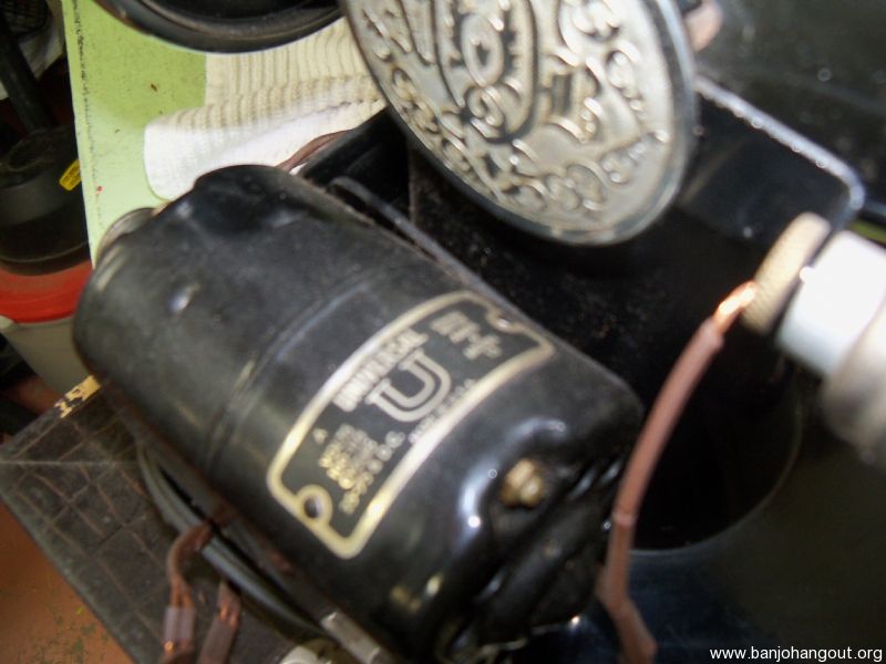 Vintage, Fully Functioning Brother Sewing Machine for Banjo or Banjo ...