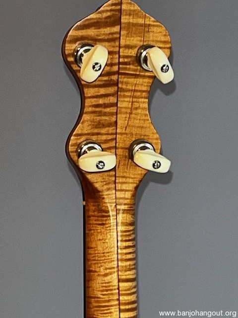 Beautiful Curly Maple Ramsey banjo, 12" head, 25.75" scale, Rosewood ...