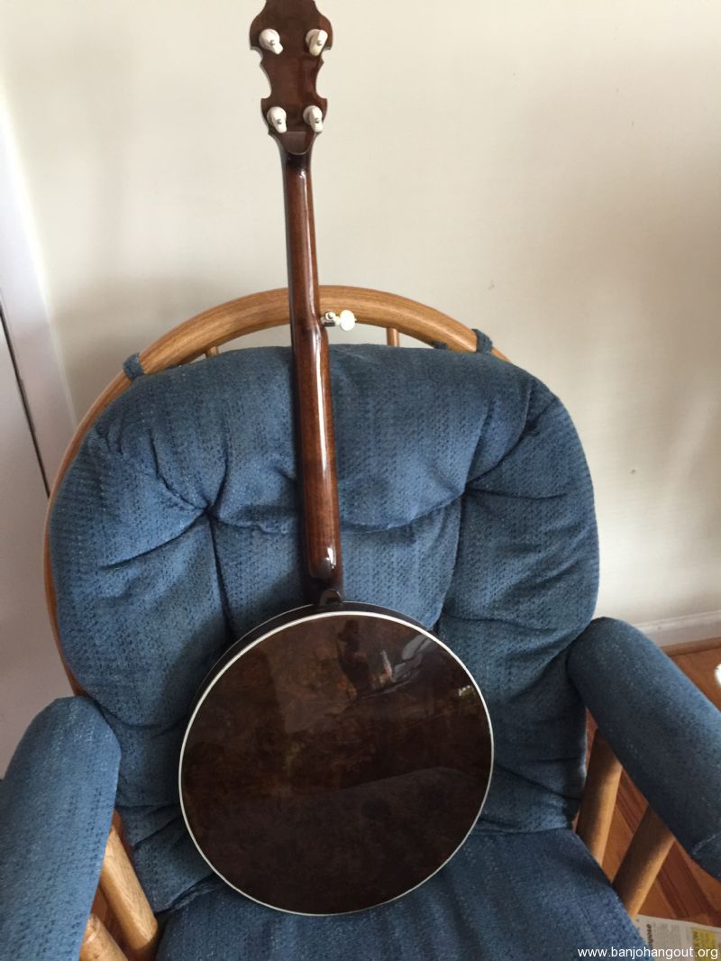 Sullivan Walnut V35 (like new) - Used Banjo For Sale at BanjoBuyer.com