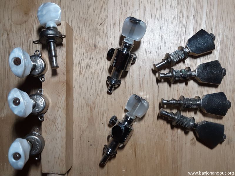 SOLD: lot of banjo parts, rims tone rings , connection rods, resonators ...