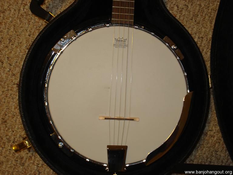 Savannah left-hand banjo - Used Banjo For Sale at BanjoBuyer.com