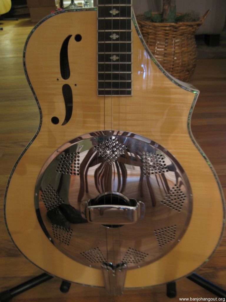 Goldtone Dojo Deluxe - Used Banjo For Sale at BanjoBuyer.com