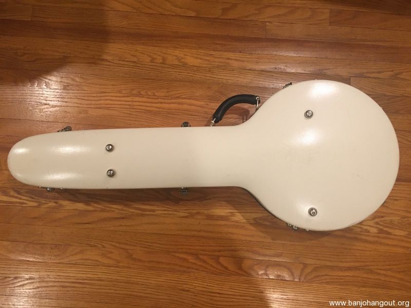SOLD: SOLD: Price Fiberglass Banjo Flight Case - Banjo Hangout