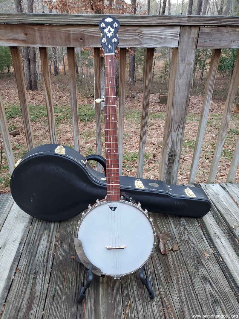 White Mountain Walnut Openback/Sholo Internal Resonator Banjo - Used ...