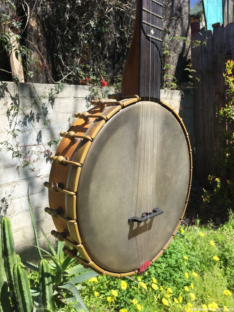 Rickard Dobson 11" Walnut Neck, Thin walled pot (VIDEO) - Used Banjo ...