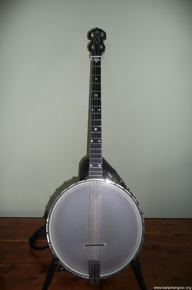 Vegaphone professional tenor banjo 400.00 off now just 700.00 dollars ...