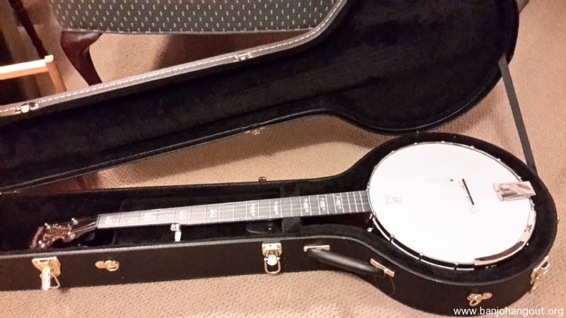 Deering Artisan Goodtime Open-back 5-string banjo with hardshell case ...
