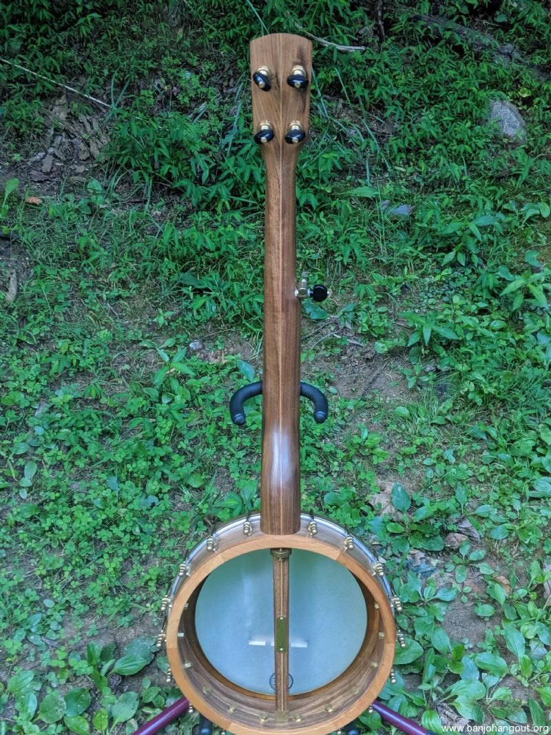 Pisgah Walnut Dobson A Scale 11" w/ access bag - Used Banjo For Sale at ...