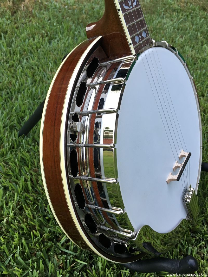 NEW - Huber VRB-4 Truetone - Used Banjo For Sale at BanjoBuyer.com
