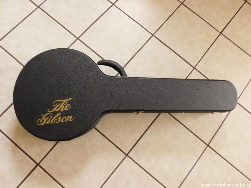 SOLD: "The Gibson" banjo case - Banjo Hangout