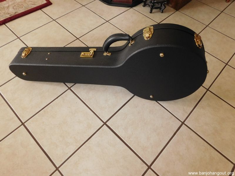 SOLD: "The Gibson" banjo case - Banjo Hangout