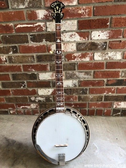 Yates 2010 Ron Stewart maple,$3250 - Used Banjo For Sale at BanjoBuyer.com