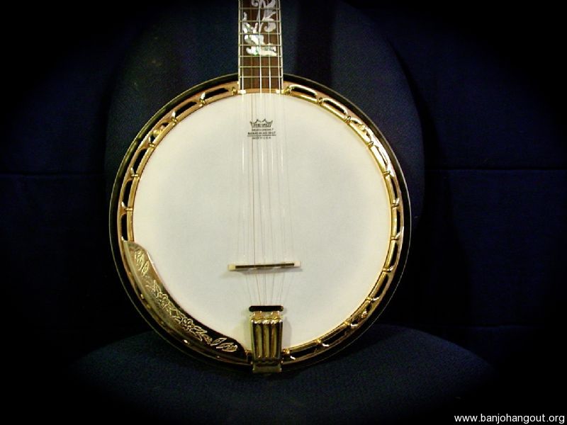 MORGAN MONROE from JLS BANJOS COLLECTION item # 28 BEAUTIFUL XMAS ...
