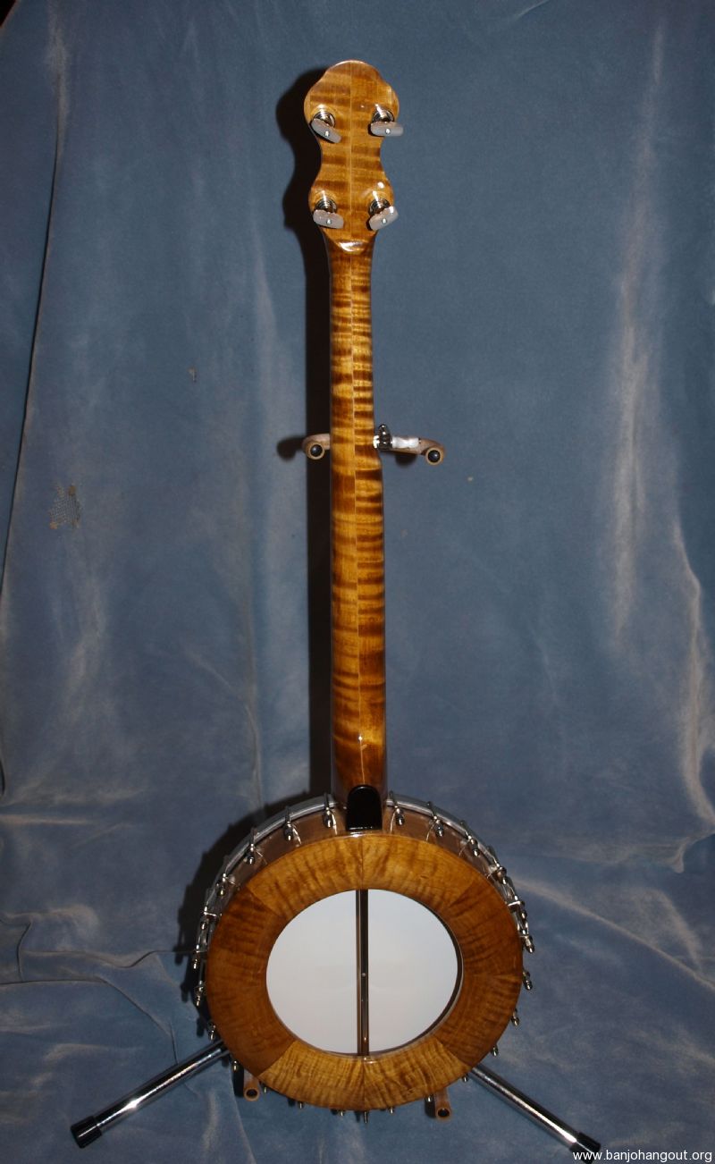 WHITE MOUNTAIN SHOLO - OPEN BACK, FLAME MAPLE - Used Banjo For Sale at ...