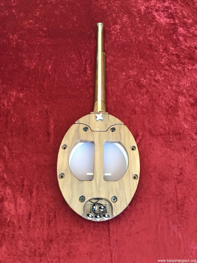 NEW PRICE: Tranjo 8.1 -- Walnut with silent practice option - Used ...