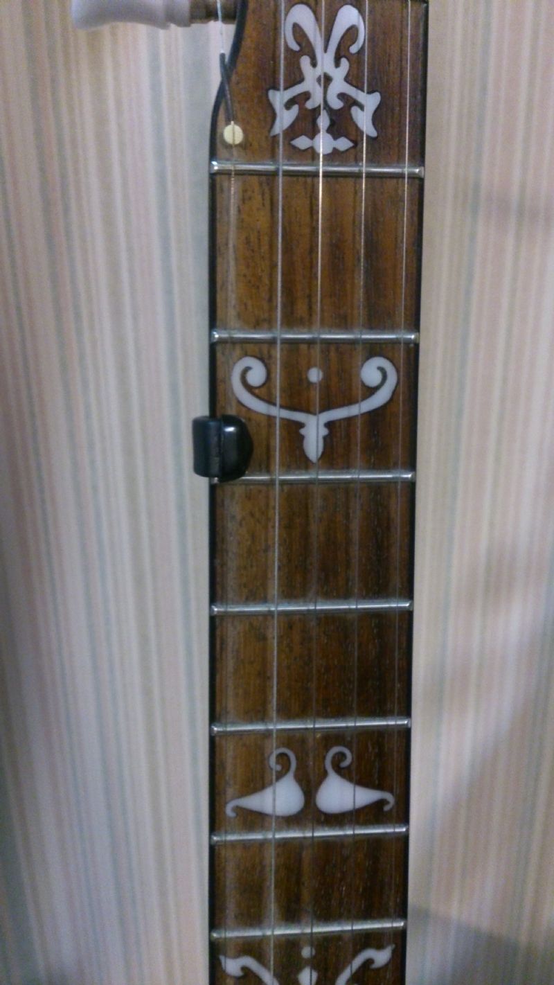 Banjo 5th string capo - infosenior