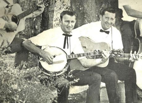 who is this banjo picker ? - Discussion Forums - Banjo Hangout
