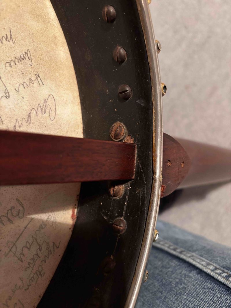 Provenance of this 7-string banjo, anyone? - Discussion Forums - Banjo ...