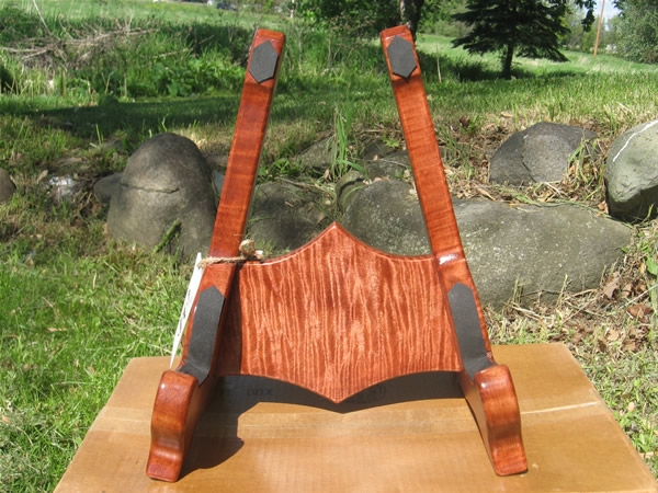 My New Banjo Stand 2 - kevin0461's Photos - Banjo Hangout