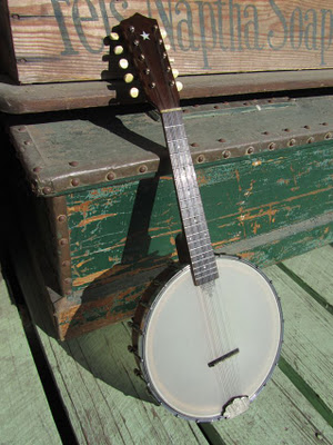 Could someone recommend a Banjolin - Discussion Forums - Banjo Hangout