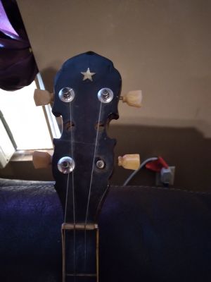 Unmarked banjo with star on headstock HELP. - Discussion Forums - Banjo ...