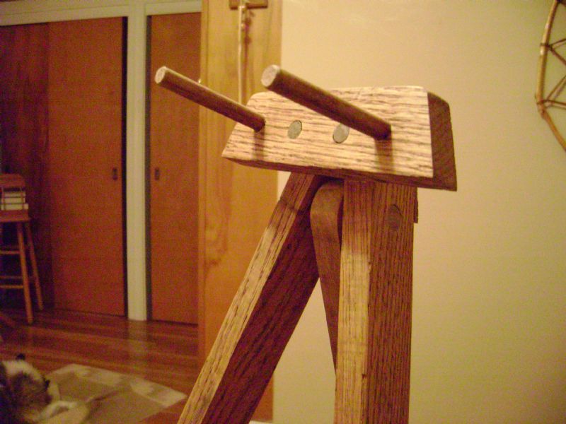 Oak Banjo Stand - TimK's Photos - Fiddle Hangout