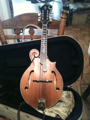 Alvarez Mandolin - auntkye56's Photos - Mando Hangout