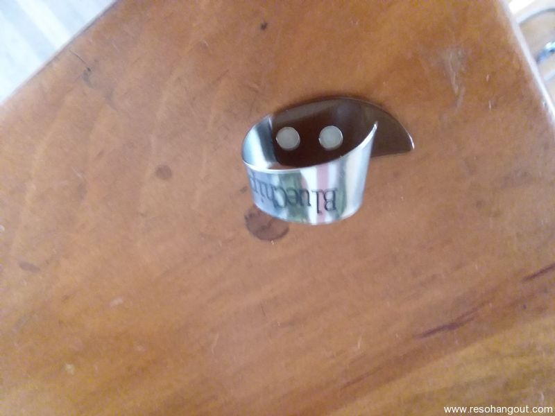 SOLD: Blue Chip Thumb Pick - Reso Hangout